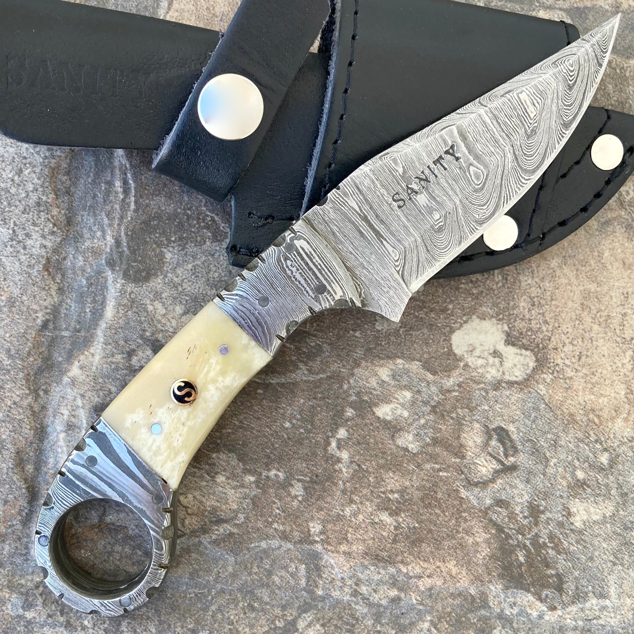 7.5” Al Capone - Bone - Damascus - Horizontal & Vertical Carry - AC703