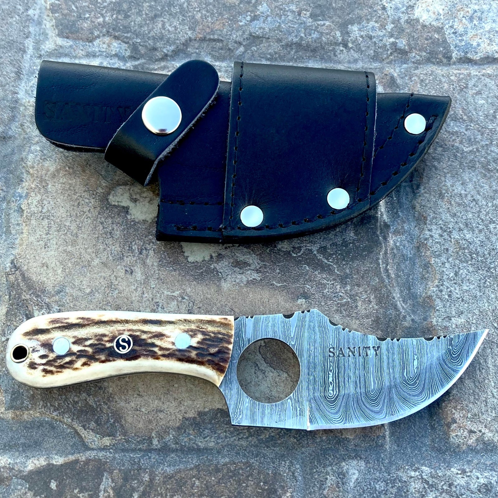 7" Jesse James - Stag Antler - Damascus - Horizontal & Vertical Carry