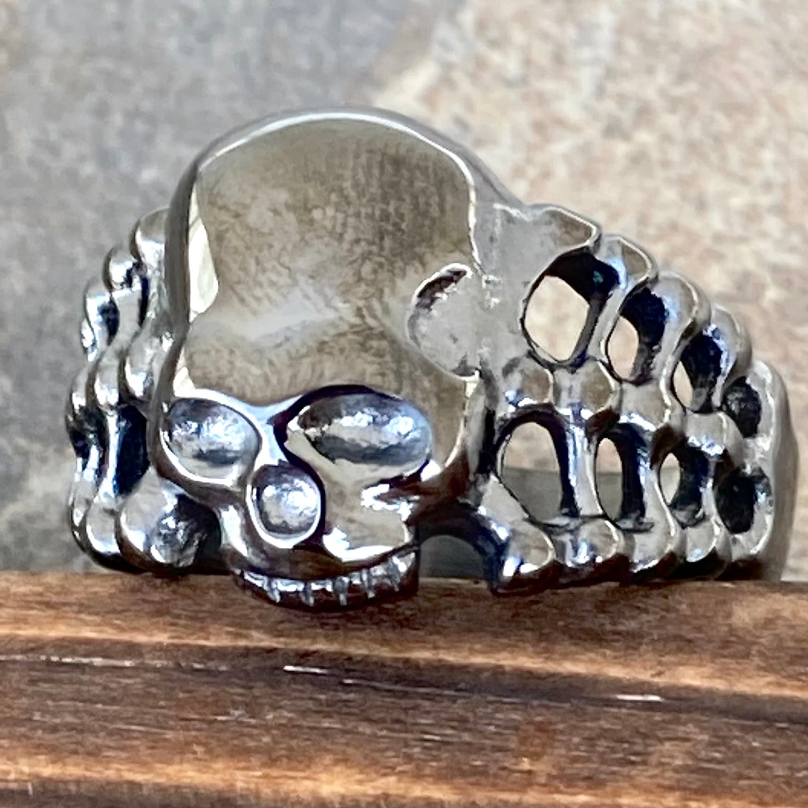 Skull Ring W/ Bones -Ring - Galvanized - R208