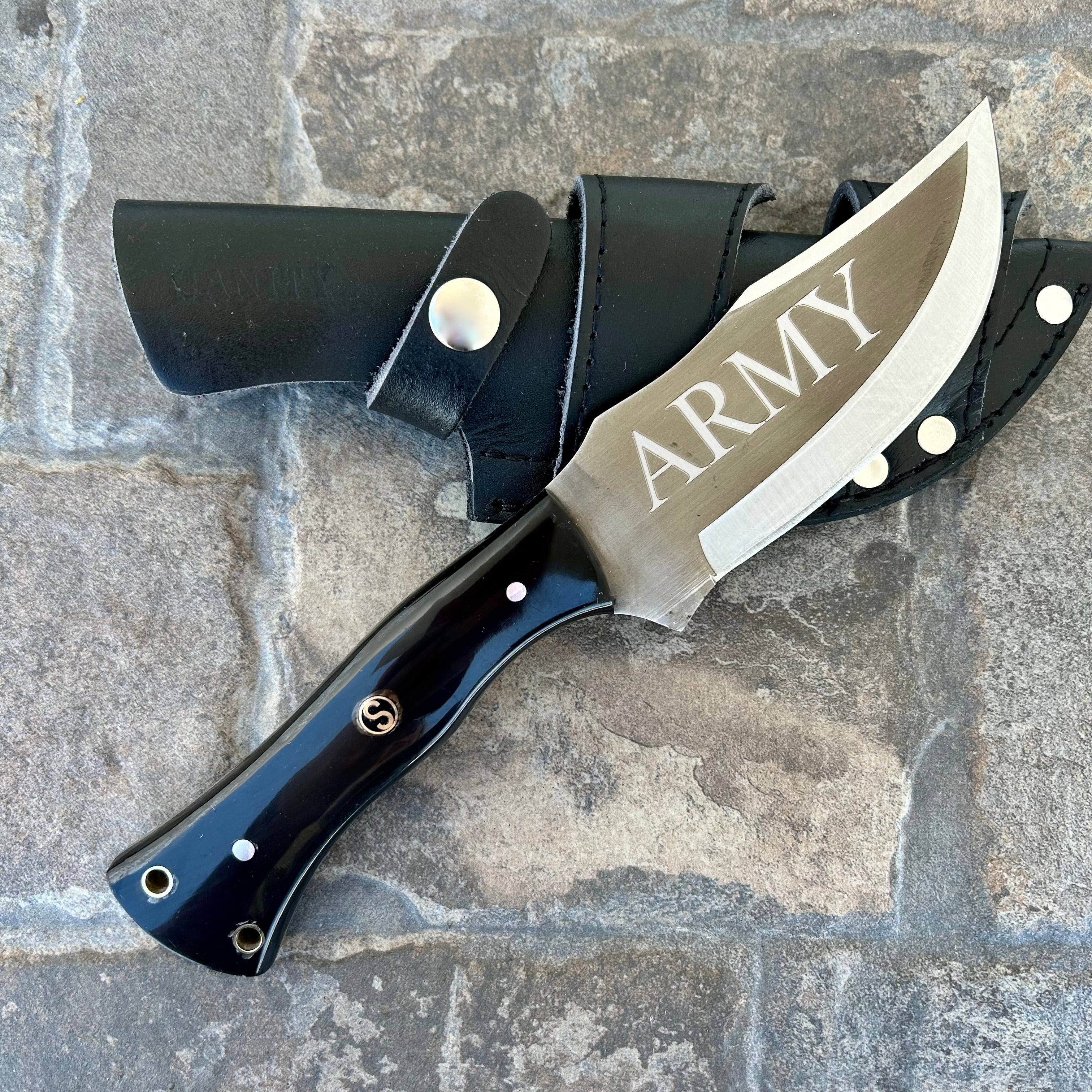 10” Rough Rider Series - Army - Buffalo Horn - D2 Steel - Horizontal